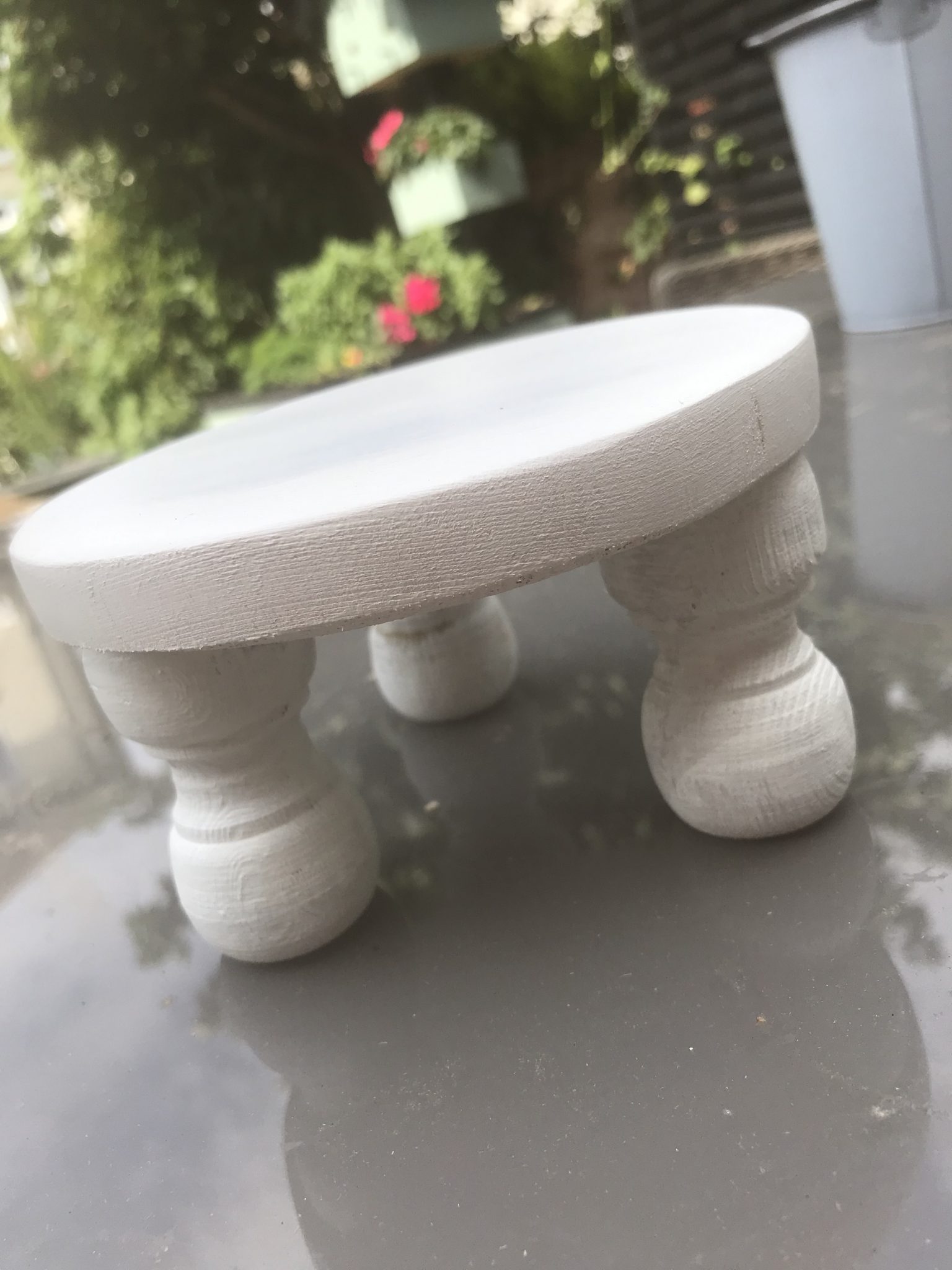 I made my own farmhouse mini riser - Once a Duckling