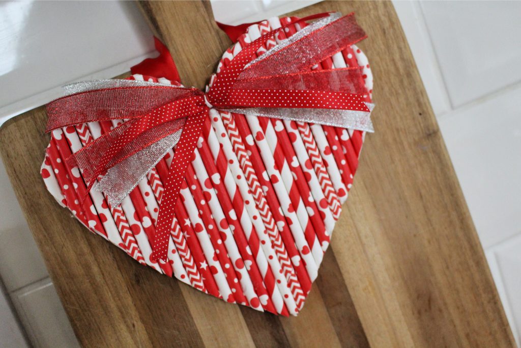 Colourful paper straws heart decoration - Once a Duckling