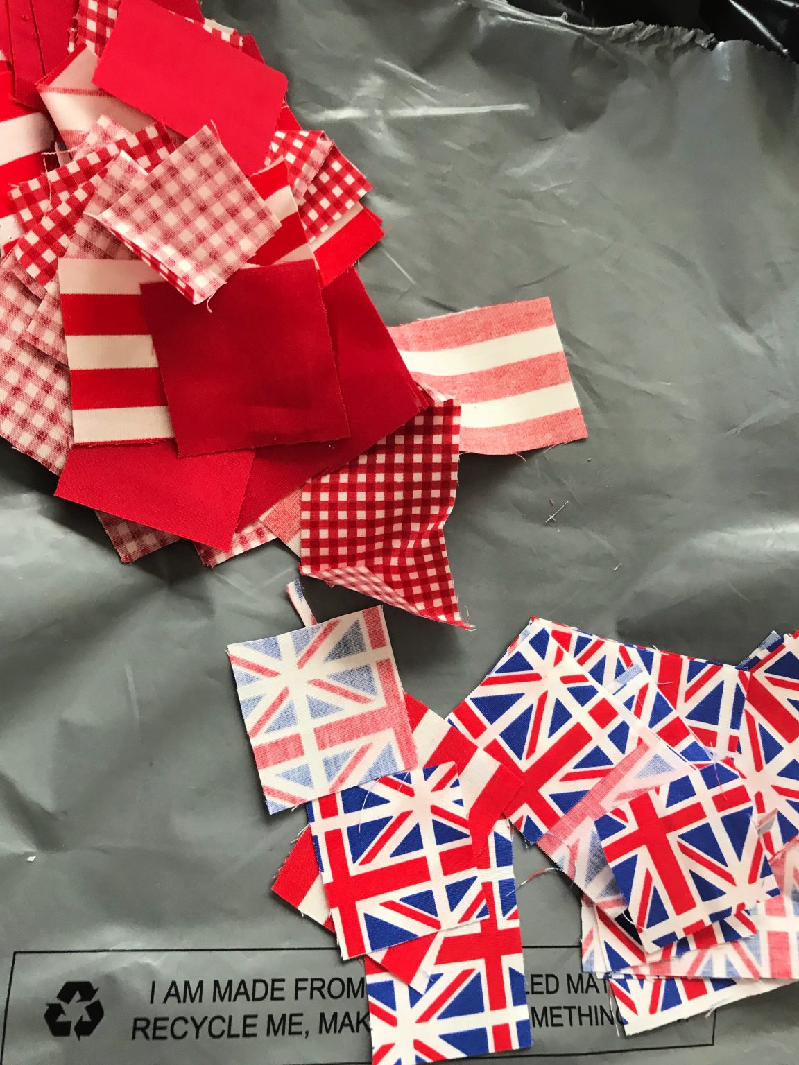 How to Mod Podge fabric to transform a plant pot - Once a Duckling